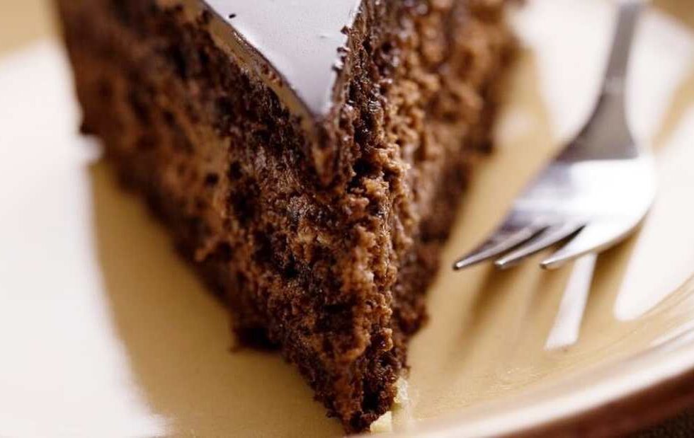 Chocolate Cake with Chocolate Mousse Filling - Mygreekitchen
