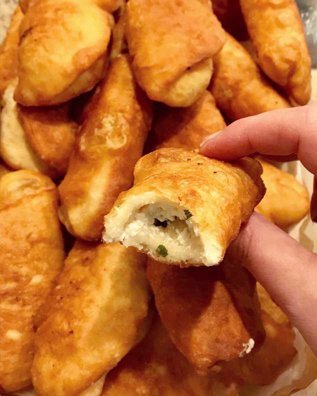 Piroski with feta cheese - Mygreekitchen